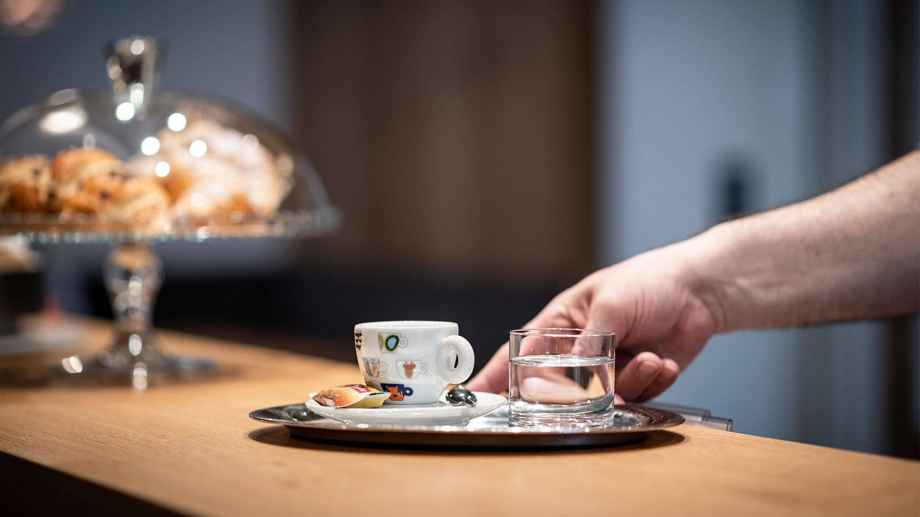 Chalet Bar in the heart of Dobbiaco | Hotel Simpaty